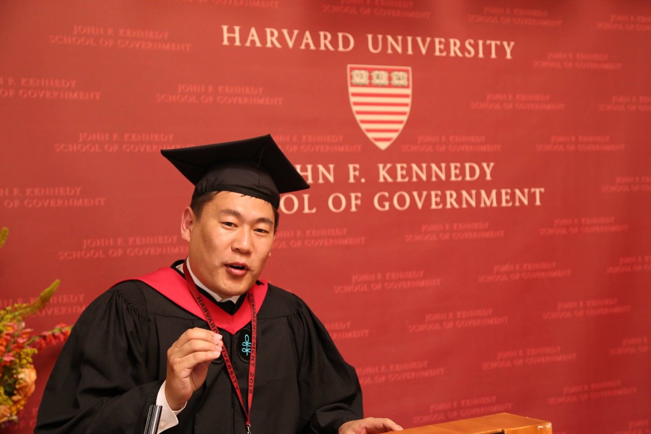 Ерөнхий сайд Л Оюун Эрдэнийн бүрэн намтар Girl Boss